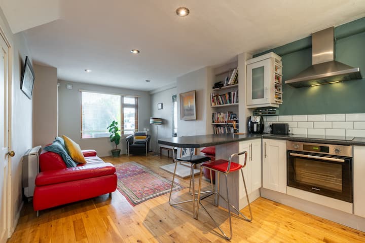 2 Bed Designer Town House In Dublin - Dublin
