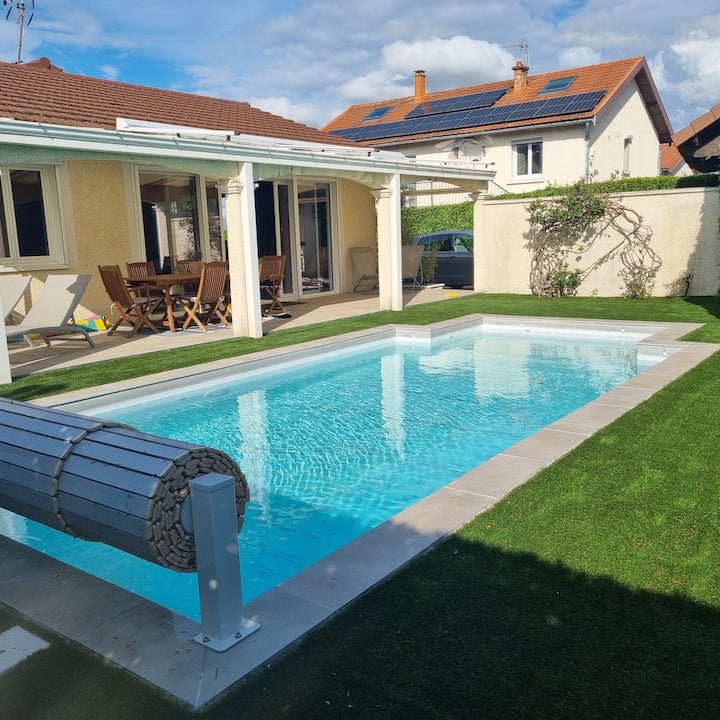 Chambre Calme En Rez De Jardin - Saint-Priest