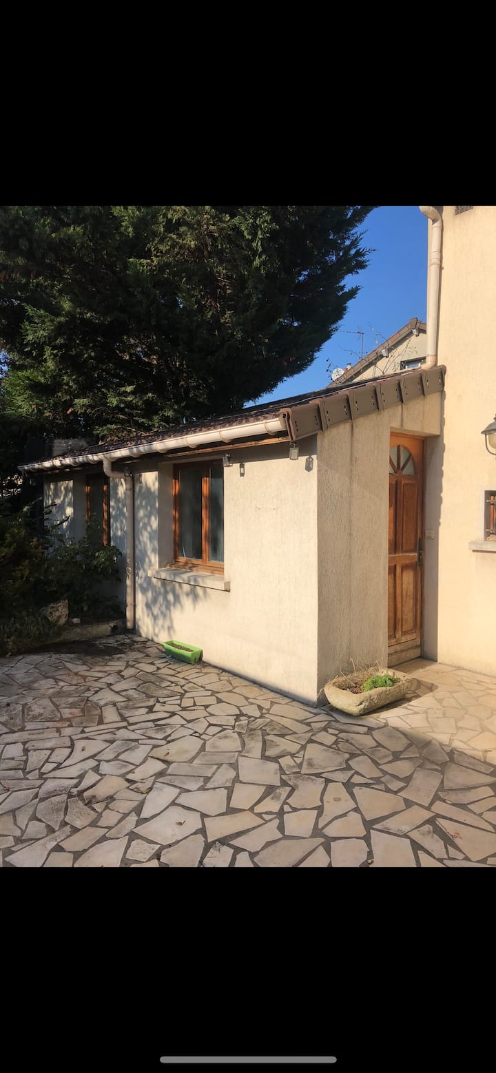 Studio Indépendant Dans Résidence Principale - Porte de Montreuil