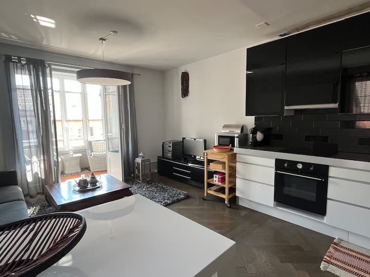 Charmant Appartement Au Centre De Neuchâtel - Neuenburg