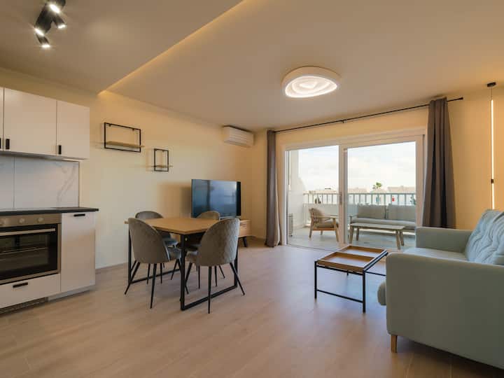 Sunflower Apartment - Costa Teguise