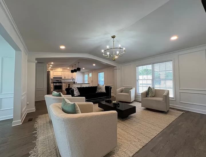 Nice Place To Stay - 조지아