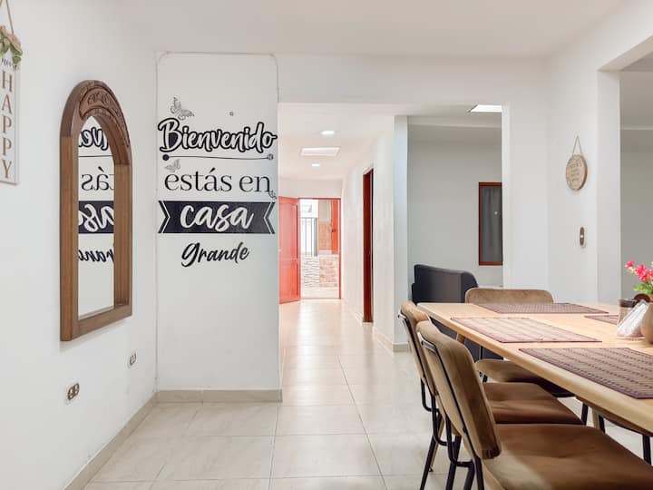 Casagrande En La Mejor Cuadra De Envigado!(dorado) - Envigado
