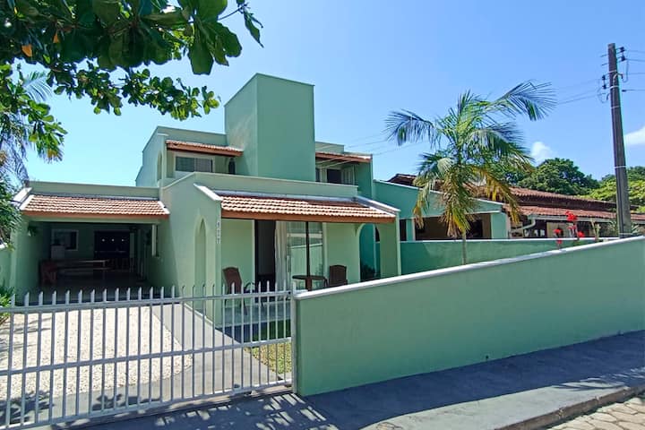 Casa Verde 5 Quartos, A 600m Praia E Beto Carrero - Penha