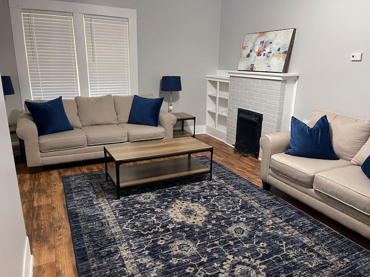 Payton Place Bright Yellow House - Hattiesburg, MS