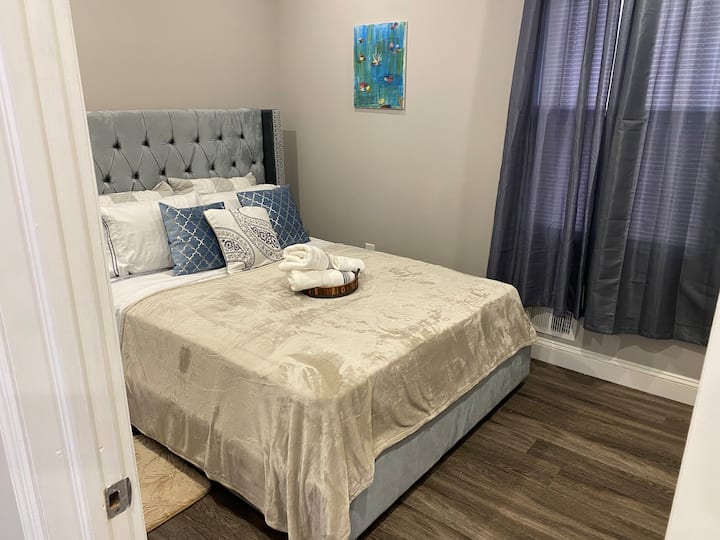 Modern Suite Luxury Beds Fast Wi Fi & Free Parking - Staten Island, NY
