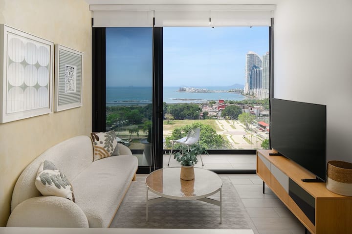 Unique Ocean View Of Panama City Free Prkng - L19b - Panama