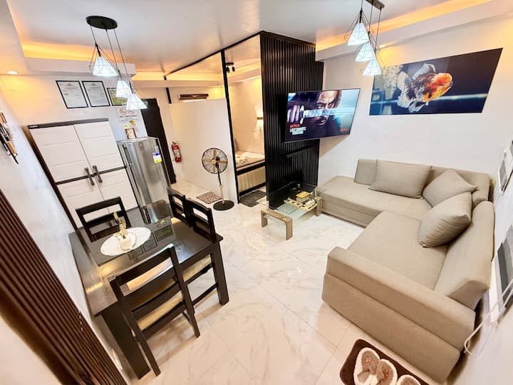 Minimalist Rowhouse, Comfy And Secured - Cabanatuan