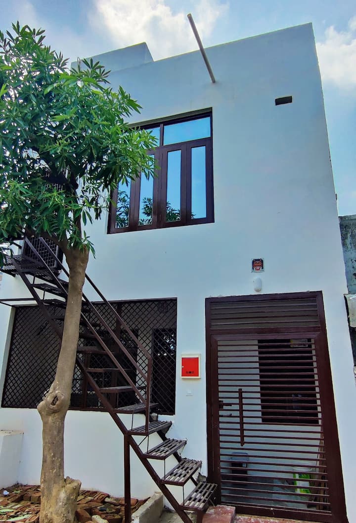 A Peaceful Homestay - Vrindavan