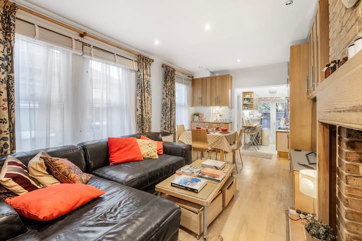 Stylish Family Home | Garden, Nr Transit + Parking - ロンドン