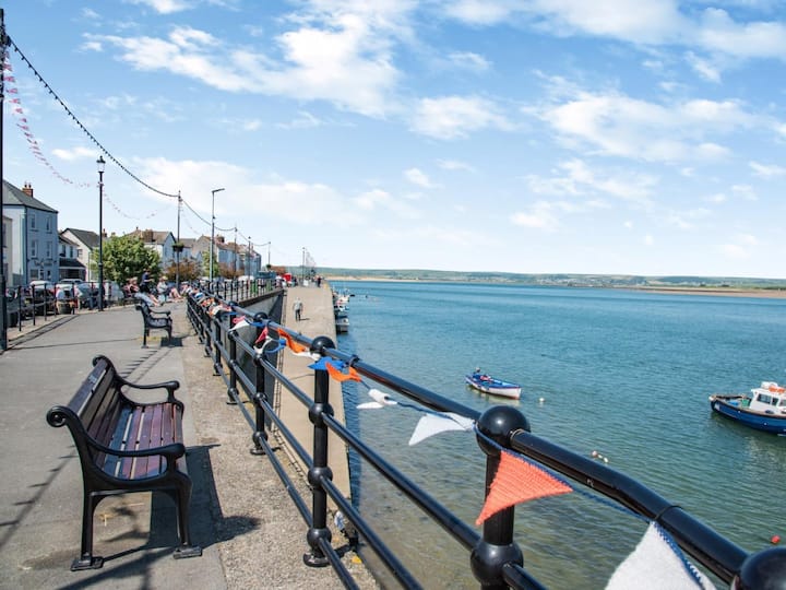 2 Bed In Bideford (Oc-86906) - Appledore