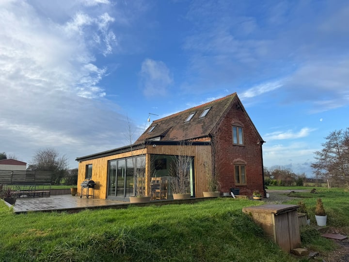 The Stables | Garden, Deck, Parking, Sleeps 6 - Aéroport de Birmingham (BHX)