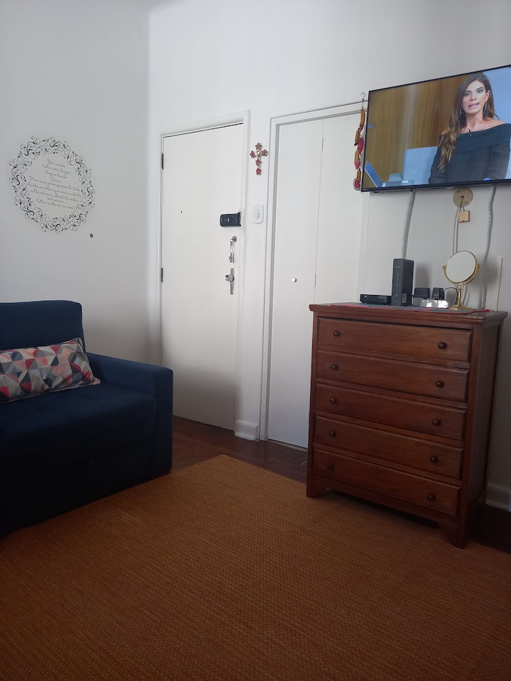 Linda Kitnet Em Copacabana-roxy - Rio de Janeiro