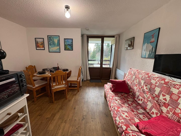 Nid Douillet Aux Rousses-vue Forêt, Centre à Pieds - Les Rousses