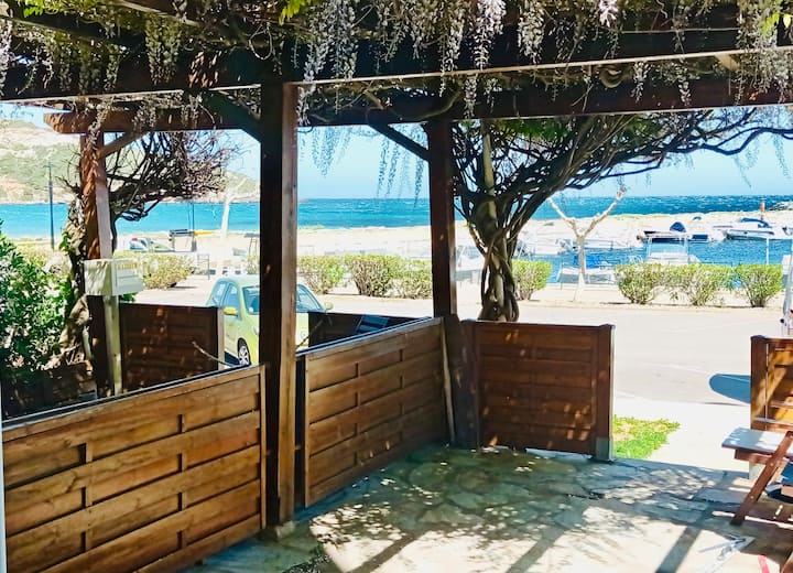 Macinaggio ~ Terrasse Vue Sur Mer ~
Plage à 80 M - Cap Corse