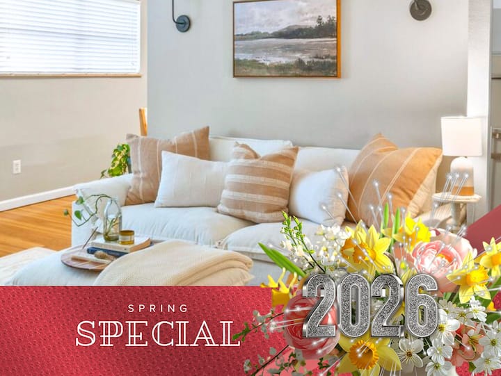 2026 Sale! Charming Kirkwood (2) Bedroom - Kirkwood, MO