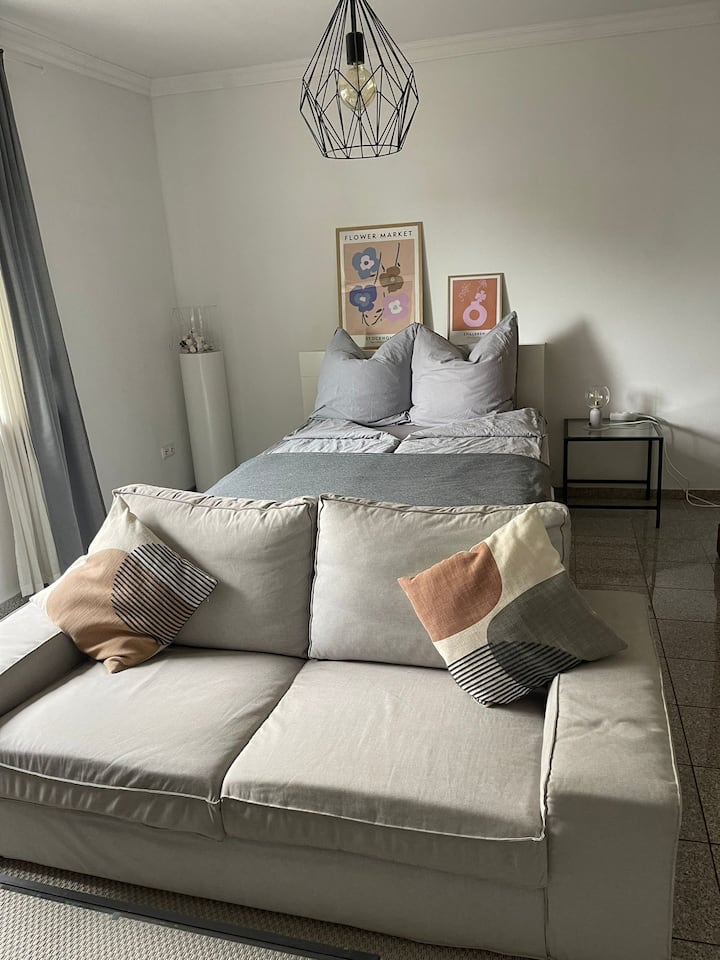 Stilvolles Apartment Mit Busanbindung Köln - Hürth