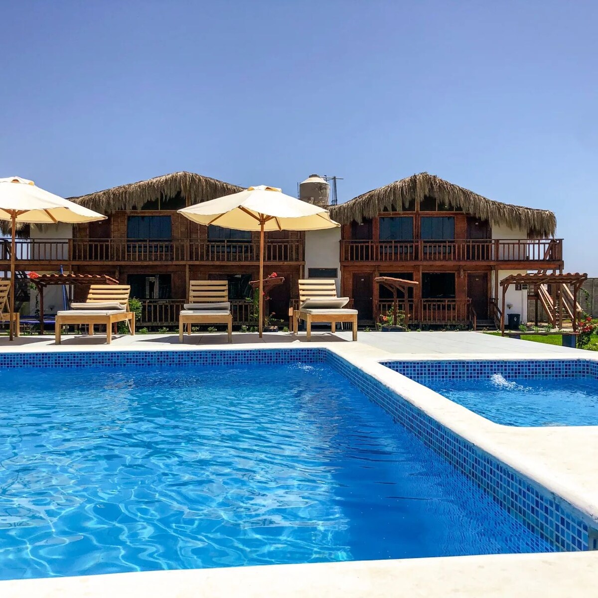 Cabañas del Sol N° 102 - Cabañas en alquiler en Máncora, Piura, Perú ...