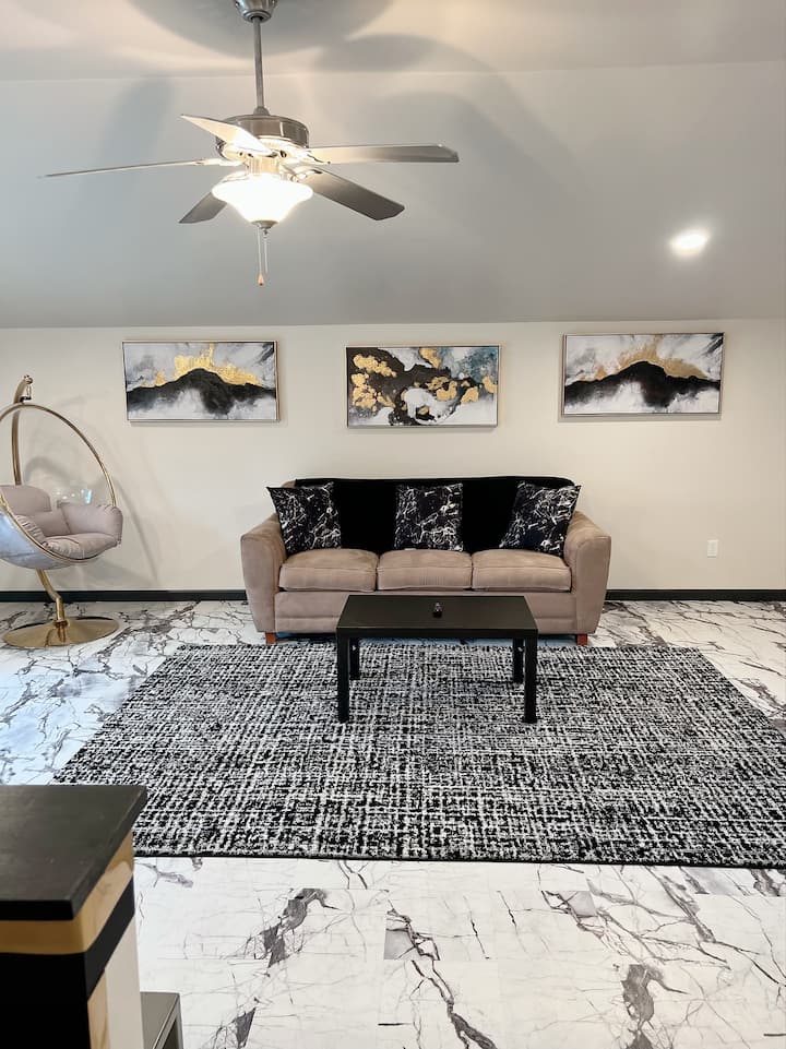 Entire Detached Guest Home In Conyers - Conyers, GA