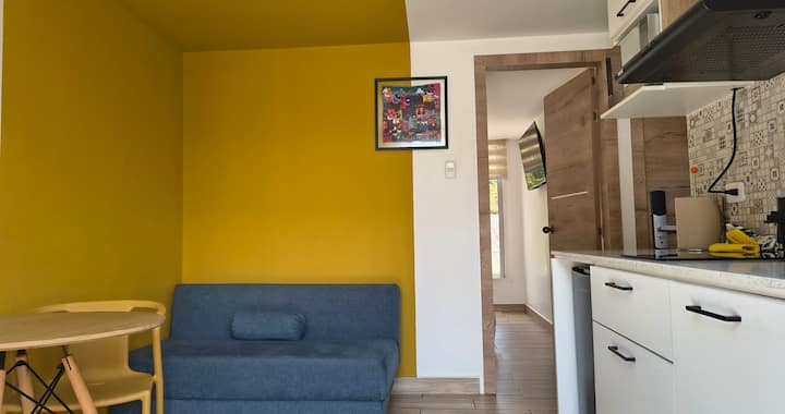Cozy, Secure Suite With A Terrace And Parking. - Tungurahua