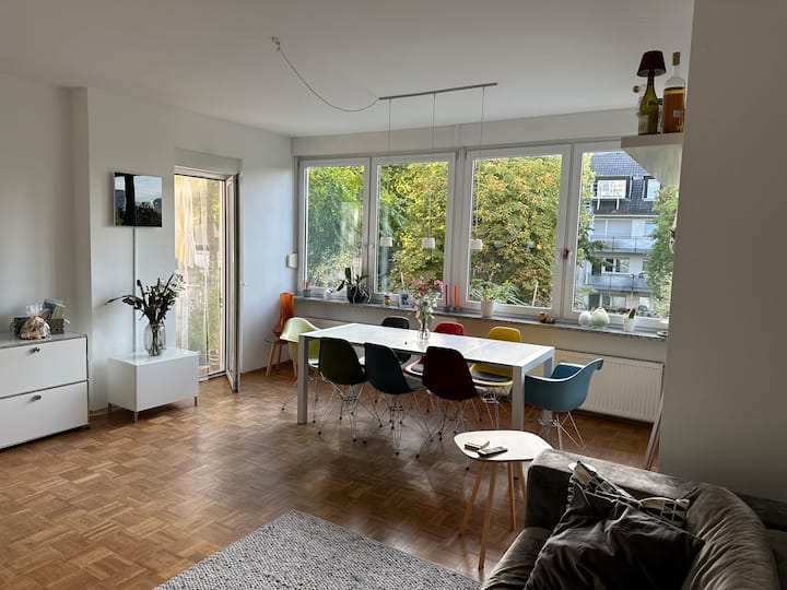 2 Zimmer Wohnung In Frankfurt - Frankfurt