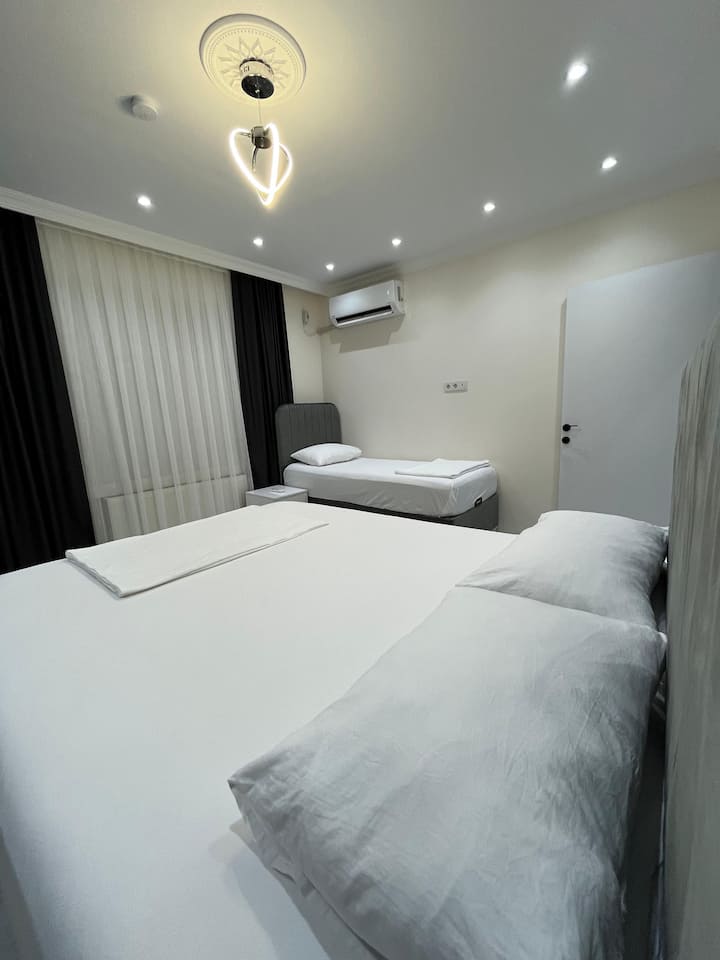 Mükemmel Bir Konumda 2+1+1+1 Dairelerimiz - Estambul