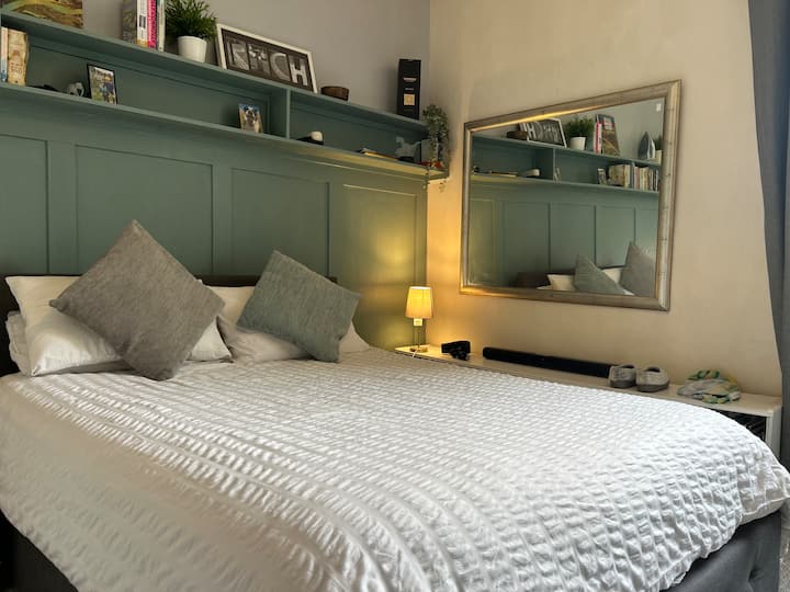 Charming Leith Retreat - Walk To The Shore - Edinburgh