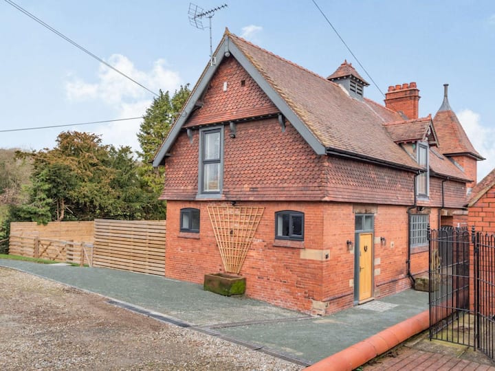 2 Bed In Llangollen (Oc-86799) - Llangollen