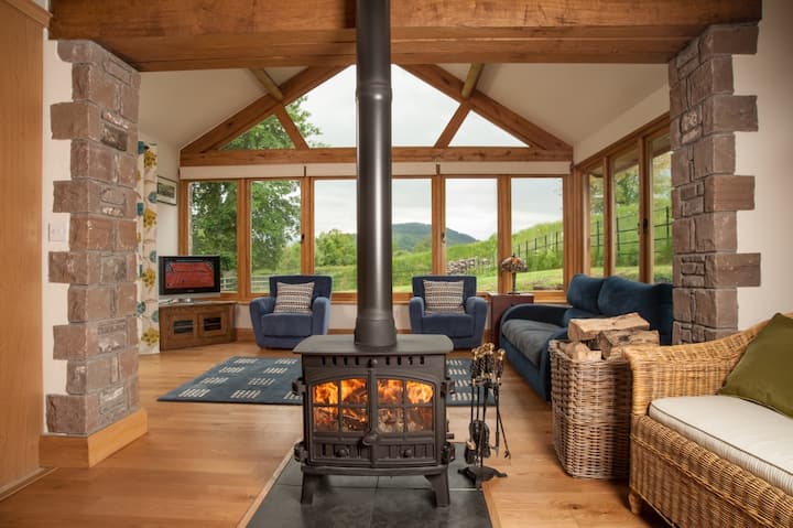 1 Bed In Crickhowell (Oc-bn198) - Crickhowell