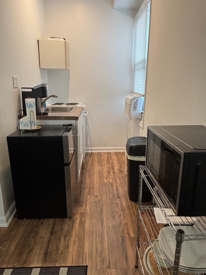 Micro Unit In Auburn Hills - Auburn Hills, MI
