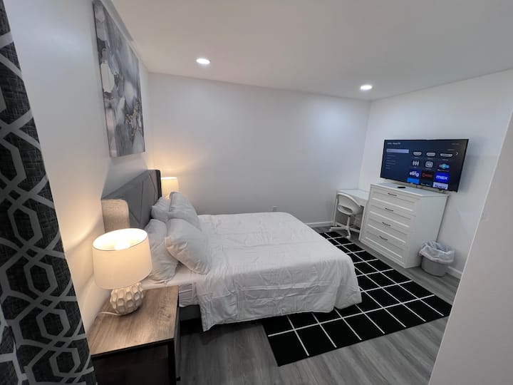 Luxurious Room With Private Bathroom C - Rhode Island