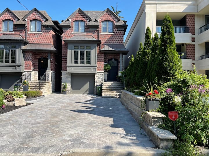 Beautiful & New Modern Midtown 1 Bed Lower Unit - Toronto