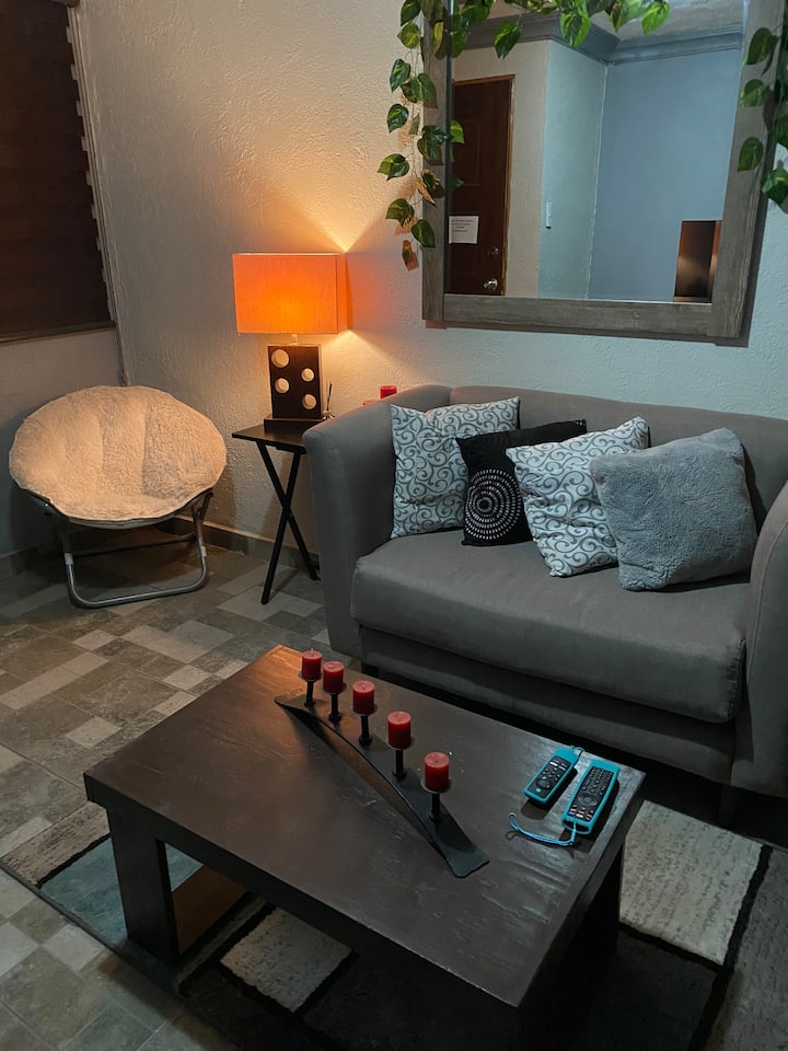 A 5 Minutos Del Centro, Muy Completo Y Tranquilo - Chihuahua