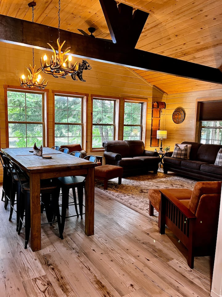 A Riverside Piece Of Paradise - Old Forge, NY