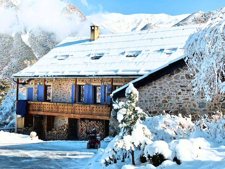 Grand Chalet Montagnard - Montclar