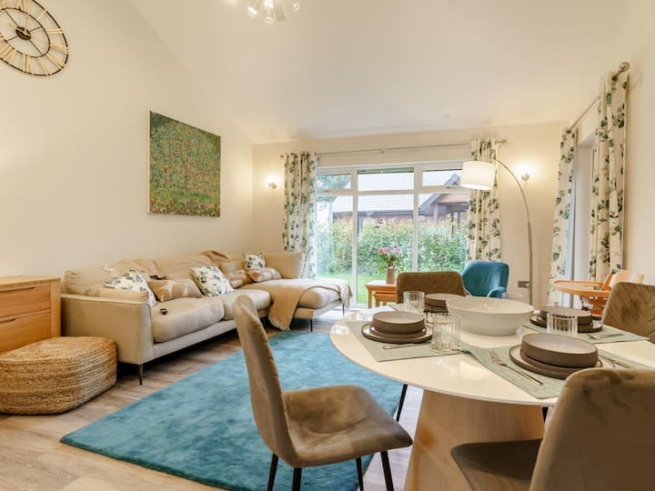 2 Bed In Swansea (Oc-91725) - The Mumbles