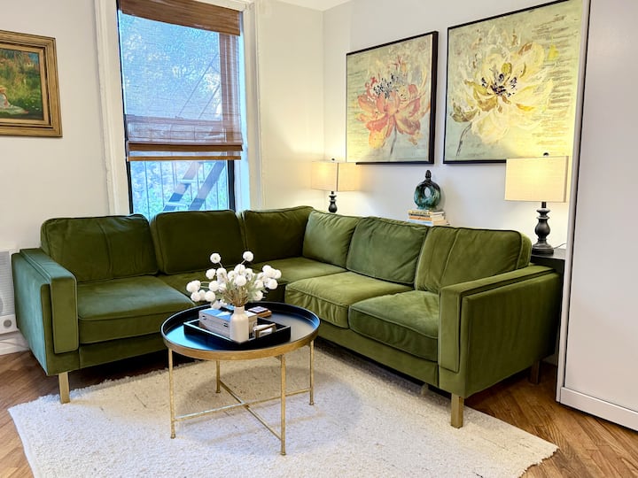 Lovely Apt: Queen Bed, Quiet A/c, Close To Subway - Brooklyn, NY