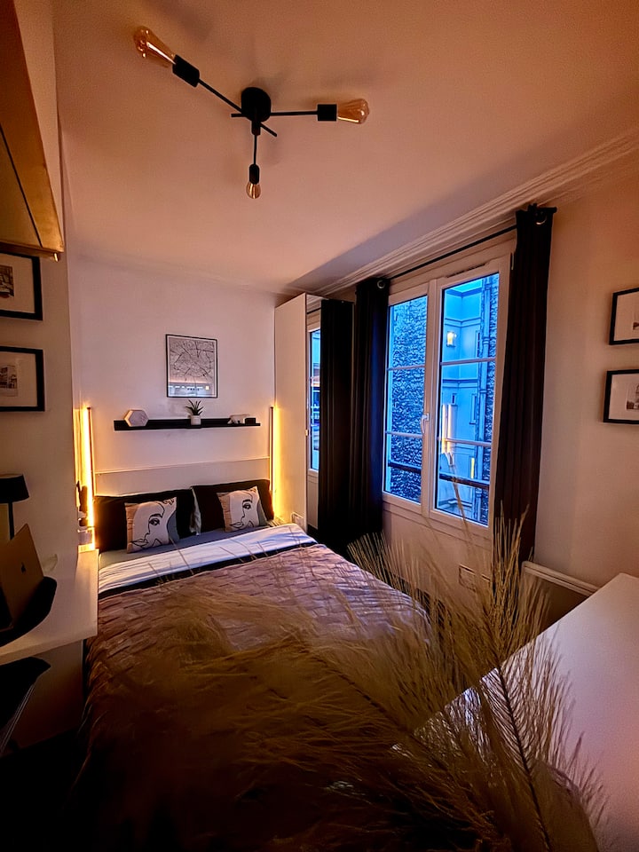 Petit Studio, 
Grand Confort. - Paris 9e Arrondissement
