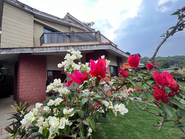 4bhk Sunrise Bungalow - Mahabaleshwar