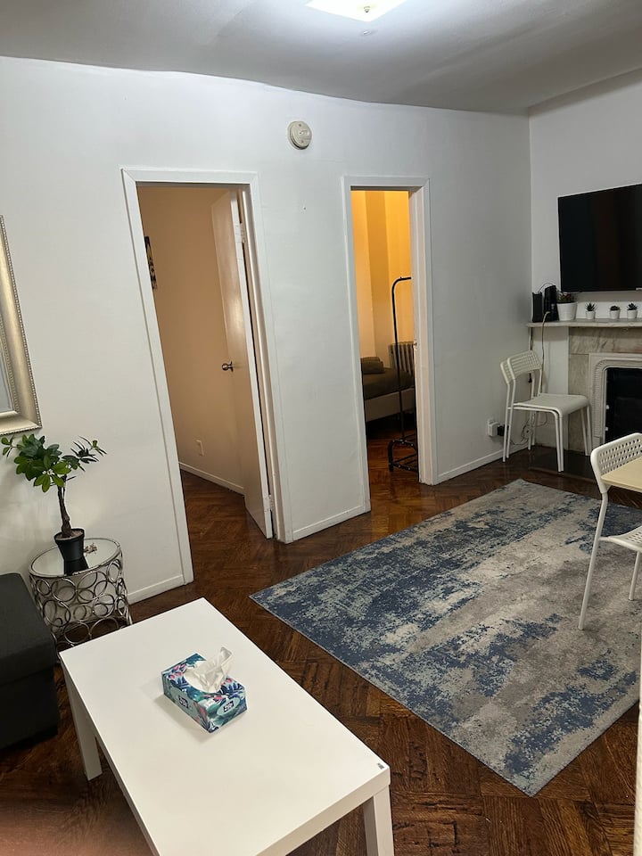 Entire 2 Bedroom Great Location - Queens, NY