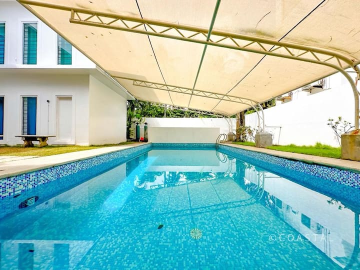 Beach Haven Beach House At Ecr At Akkarai Beach - Chennai