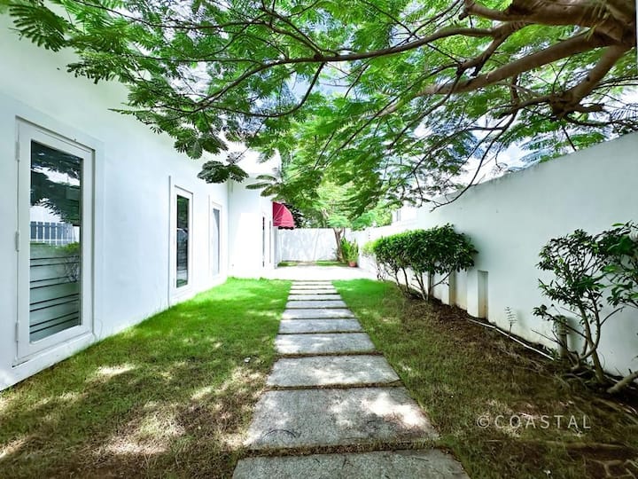 Beach Hàven Beach House At Ecr At Akkarai Beach - Chennai