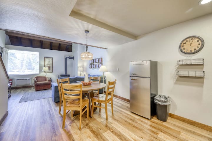 Lakeland Village 1br & Loft, Pools, Beach Access - 사우스 레이크 타호