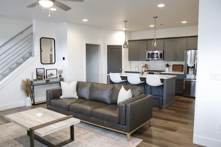 Prime Central Downtown Meridian - 默裏迪恩