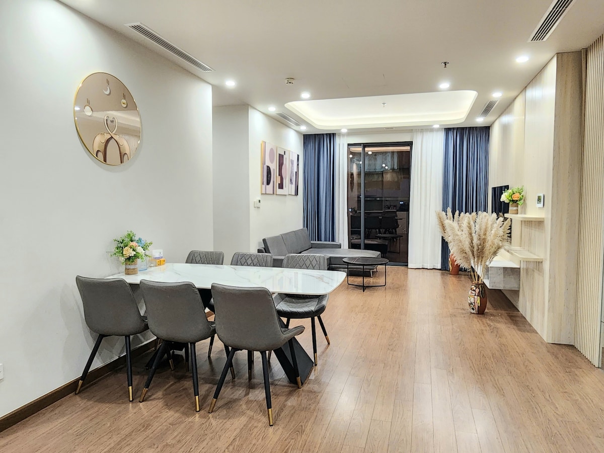 The Matrix One apartment connects 5 bedrooms - Condominiums for Rent in ...