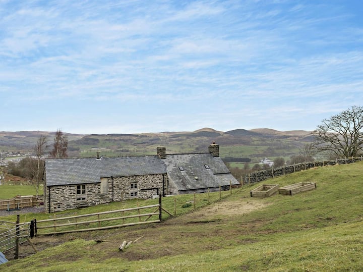 3 Bed In Bala (Oc-91365) - Bala