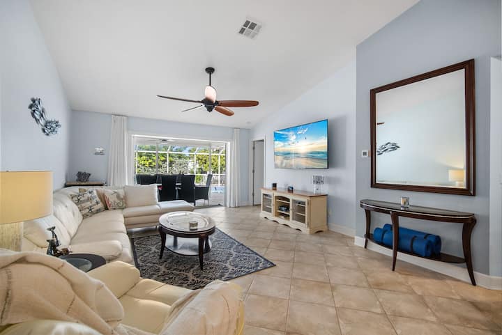 Bonita Beach Escape | Pool, Bikes & Paddleboards - Bonita Springs, FL