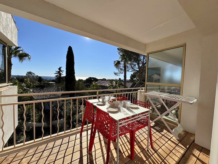 Duplex Vue Mer, Balcon & Parking Privé à 500m Mer - Agay