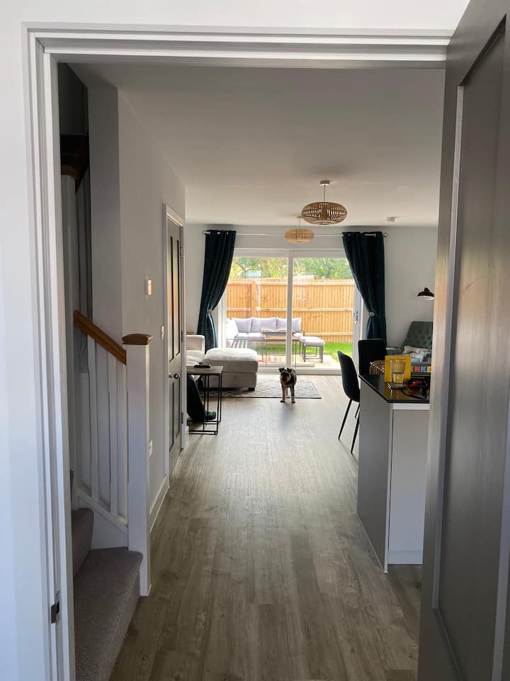Luxury Coastal Retreat;private Garden:beach Nearby - Essex