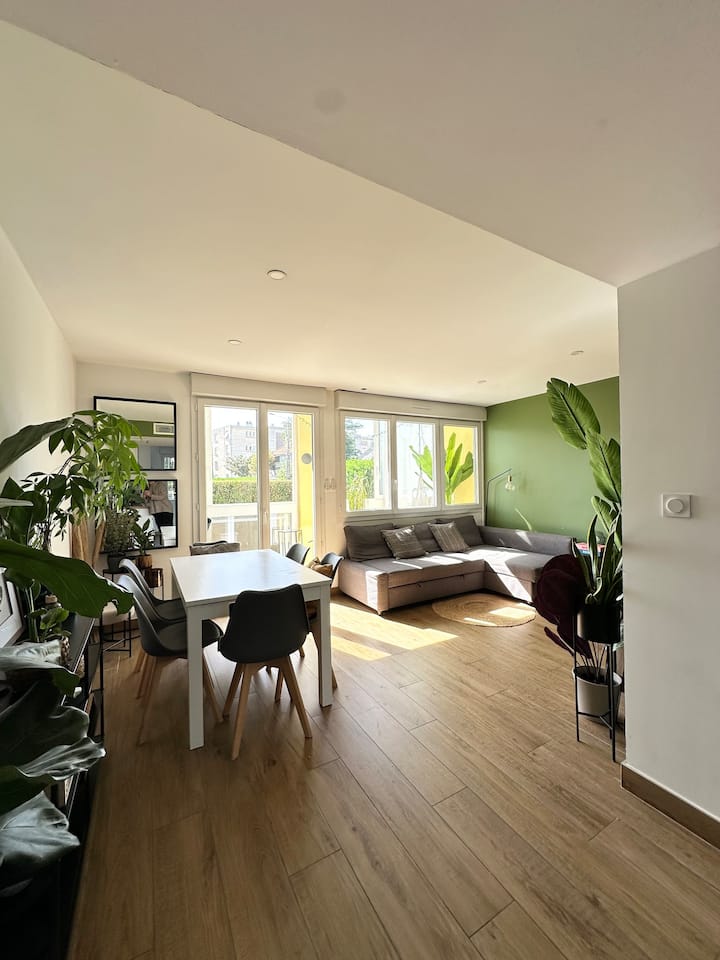 Appartement Avec Parking Proche De Tout ! - Montpellier